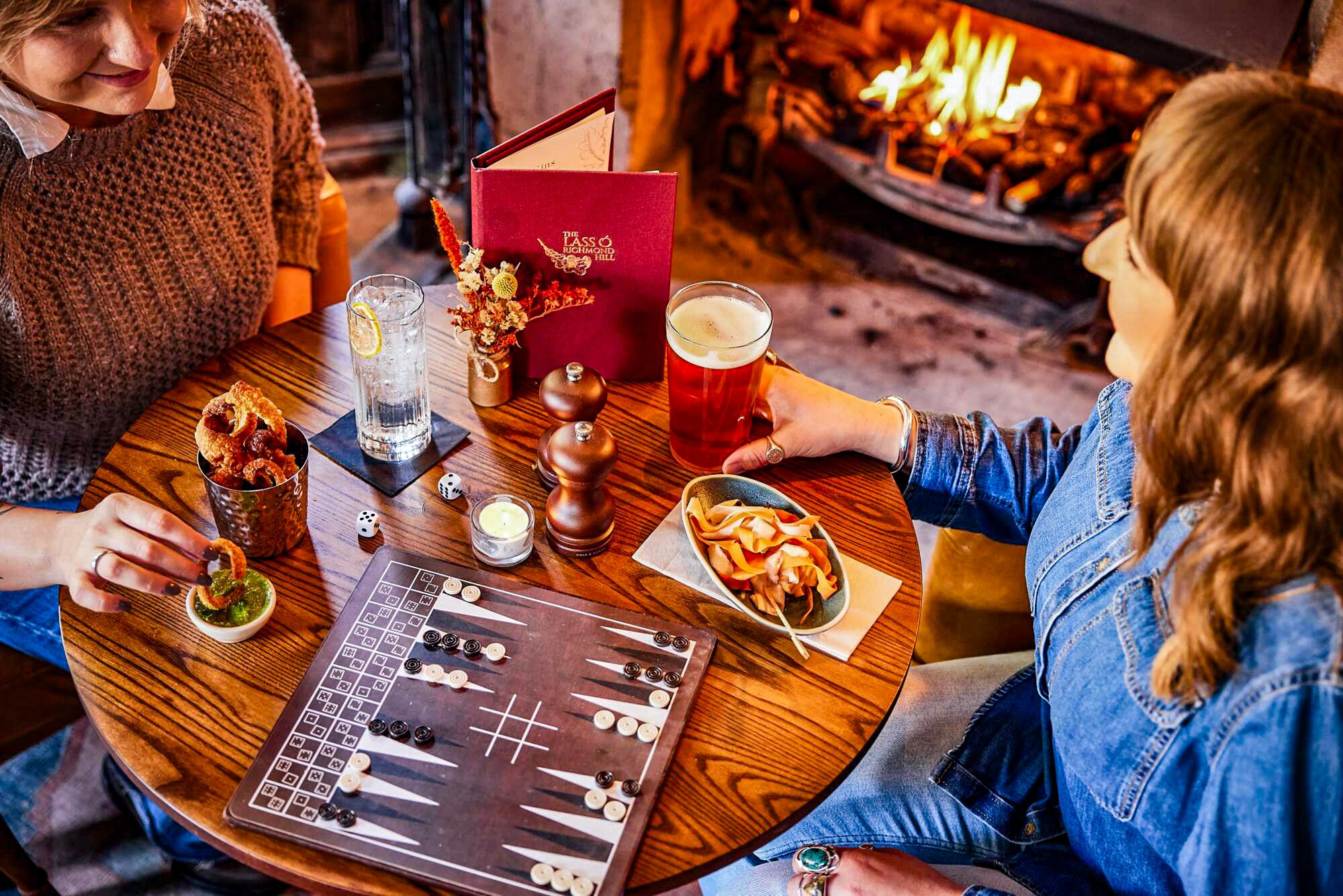 Lass O'Richmond Hill | Young's Pub and Restaurant in Richmond