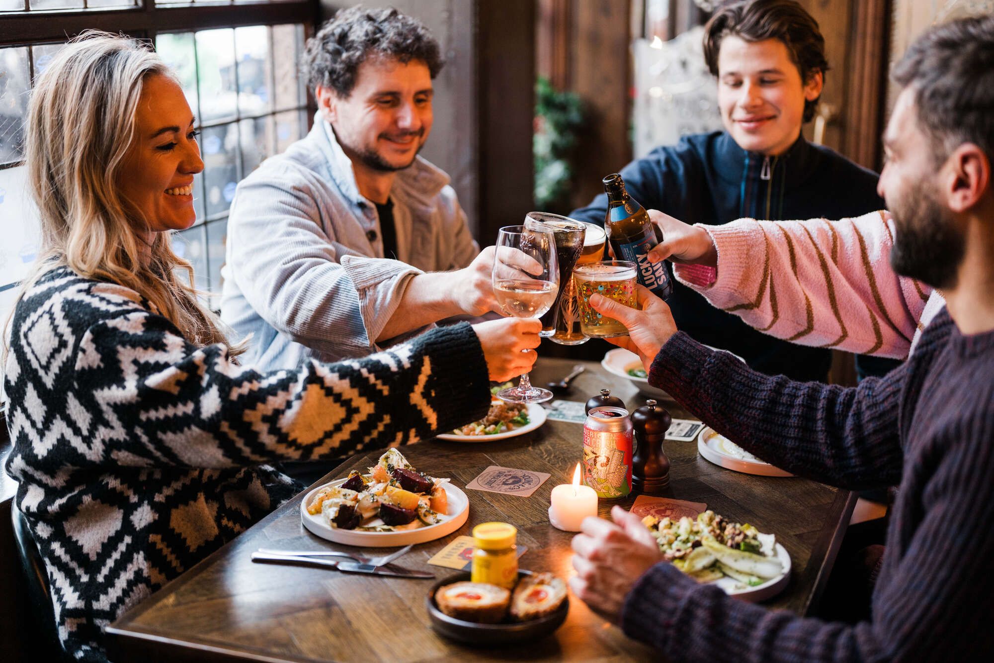 Lass O'Richmond Hill | Young's Pub and Restaurant in Richmond